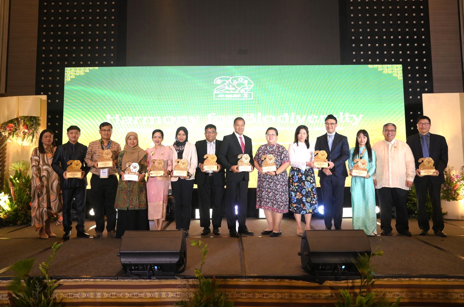 ACB honours conservation and advocacy partners on its 20th year - ASEAN ...